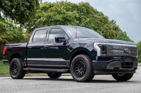 2022 Lightning Lariat On 20 Black Rhino Wheels And Nitto Ridge Grappler