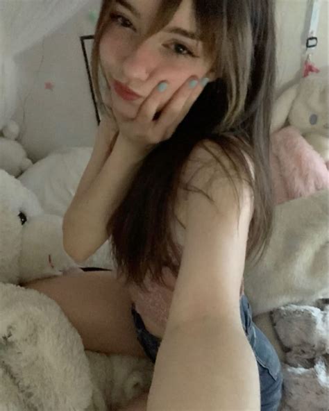 Best 11 Bonnierabbit Bio Age Streamer Twitch Height Net Worth