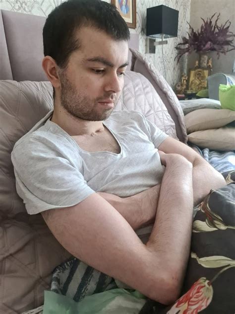 Иво СПОДЕЛЕТЕ ️ ️ СЪСТОЯНИЕТО НА ИВЧО СЕ ВЛОШАВА Лекарите се отказват от Ивчо Става въпрос