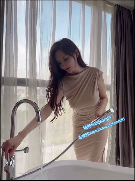 周妍希 周妍希 网红 秀人网 周妍希全套已更新到会员群入会详情看主页简介 全套资源预览群👉 周妍希 网红 秀人网 翠儿秀人网红福利 Bijeonga