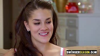 Intercambio De Swingers En La Ducha Con Pareja Amateur Cachonda Teniendo Sexo Softcore