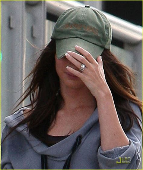 Megan Fox Debuts Blingin Wedding Ring Photo 2464915 Brian Austin
