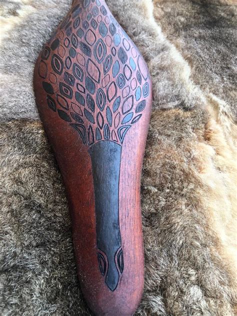 Parrying Shield Small Wide Gawarrn Echidna Design