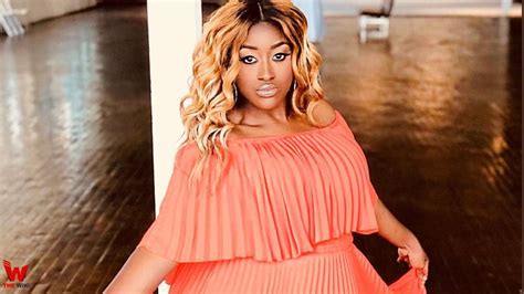 Meet Lucy Love American Idol S Golden Ticket Winner