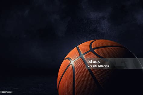 어두운 배경에 높은 정의에 가까운 보기에 표시 된 오렌지 농구 볼의 3d 렌더링 농구 팀 스포츠에 대한 스톡 사진 및 기타 이미지 농구 팀 스포츠 농구공 질감
