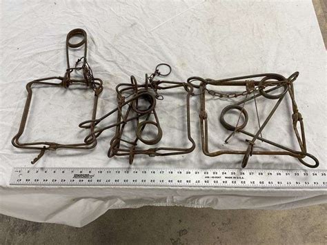 3 330 Conibear Traps Legacy Auction Company