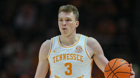 Dalton Knecht College Basketballs Unlikeliest Superstar Yardbarker