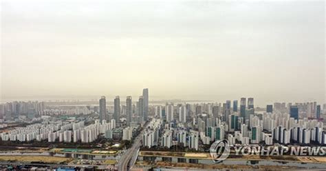 황색 미세먼지 가득 찬 송도국제도시