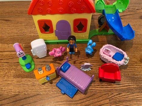 Blues Clues And You Blues Clues Play House With Figures Complete Set
