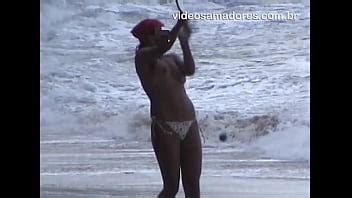 Hot Brunette In Mini Bikini In Beach Gif Porn Nacional Porno