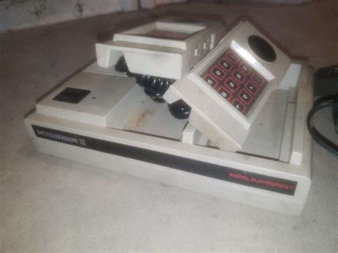 Intellivision Ii Mattel Electronics Console And 10 Game Cartridges Unchecked Baer