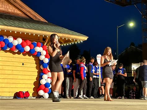Video Folsom High School Homecoming Parade Brings Hometown Energy To