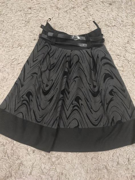 Спідниця — ціна 150 грн у каталозі Міді спідниці Купити жіночі речі за доступною ціною на Шафі