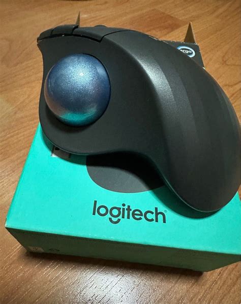 Logitech Mouse Computers And Tech Parts And Accessories Mouse And Mousepads On Carousell