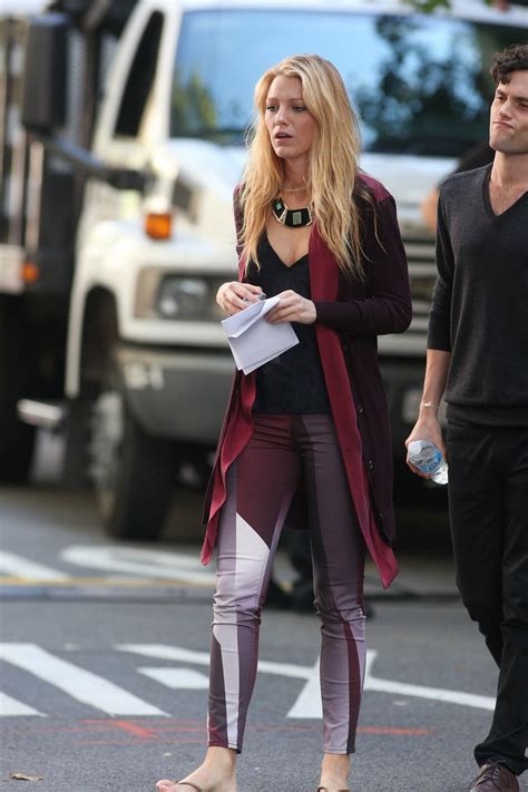 Blake Lively Feetforum