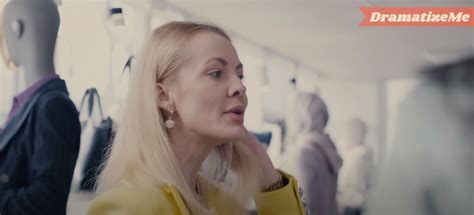 Gold Digger Mocks Shop Assistant But Life Hits Her Back Story Of The Day