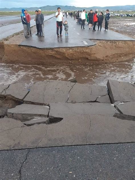 Хатгал Мөрөн Улиастайн чиглэлийн замыг түр хаалаа