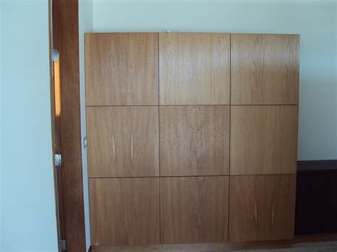 Madera Noble Repisas Con Puertas En Cedro