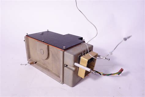 Flow Through Monochromator Diffraction Grating Liquid Spectrometer Hurst And Associates
