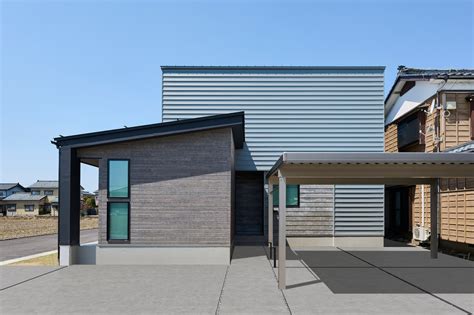 モダン・シンプル・ナチュラルな外観の実例写真｜detail Home（ディテールホーム）の「ライティングと家事動線にこだわったナチュラルモダンな家」 Mockhouse