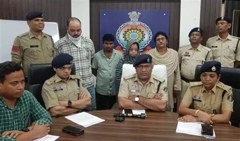 दुर्ग में Sex रैकेट का पर्दाफाश मकान मालकिन करवाती थी बाहर की लड़कियों से करवाती थी देह व्यापर