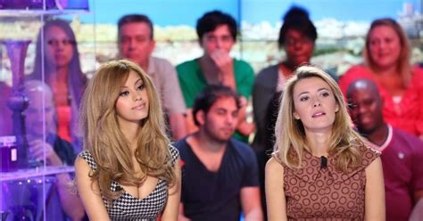 Zahia Dehar Elisabeth Bost Zahia Dehar Invitee Dhonneur Pour La