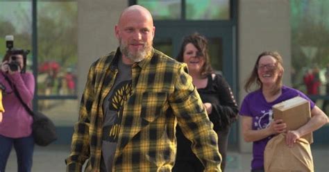 Michael Politte Paroled Decades After Conviction For His Mothers Murder Cbs News