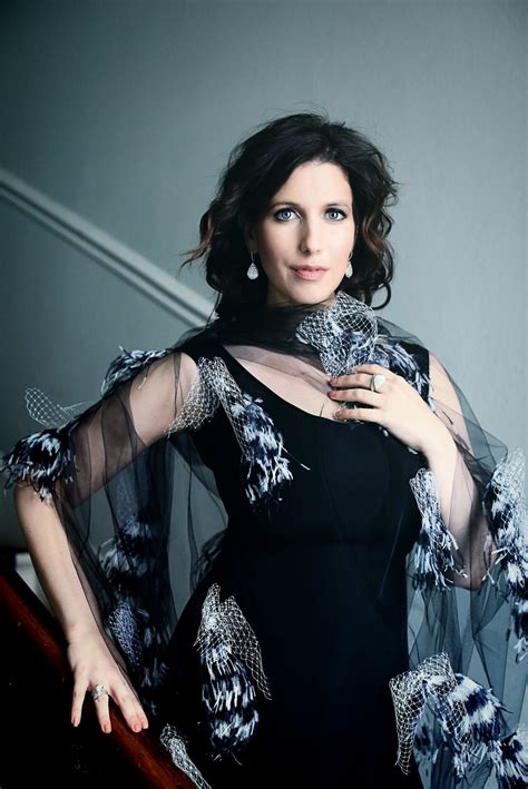 Features — Ellie Dehn