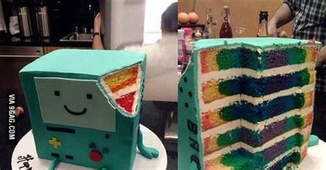 속 보이는 케이크 알록달록한 달콤함