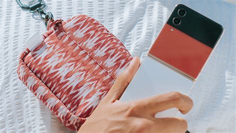 Samsung Galaxy Z Flip4 5G Indonesia Bespoke Edition Rayakan HUT Ke 77 RI Samsung Newsroom