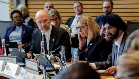 Україна цьогоріч очікує понад 39 мільярдів бюджетної підтримки Шмигаль Читайте на Ukr Net