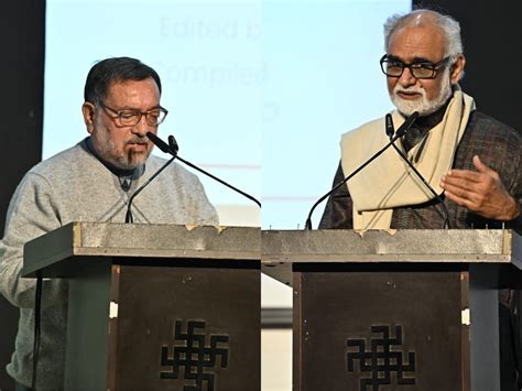 ‘रंग विदूषक से अपनी अलग शैली का निर्माण किया बंसी कौल ने देवेन्द्र राज अंकुर Bansi Kaul