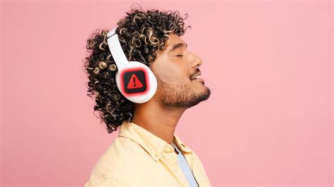 This Bluetooth Flaw Turns Popular Headphones Into Eavesdropping Devices This Bluetooth Flaw Turns Popular Headphones Into Eavesdropping Devices