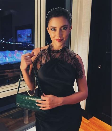 ستيفاني عطالله بالمايوه على البحر ممنوع التعليق صور جفرا نيوز