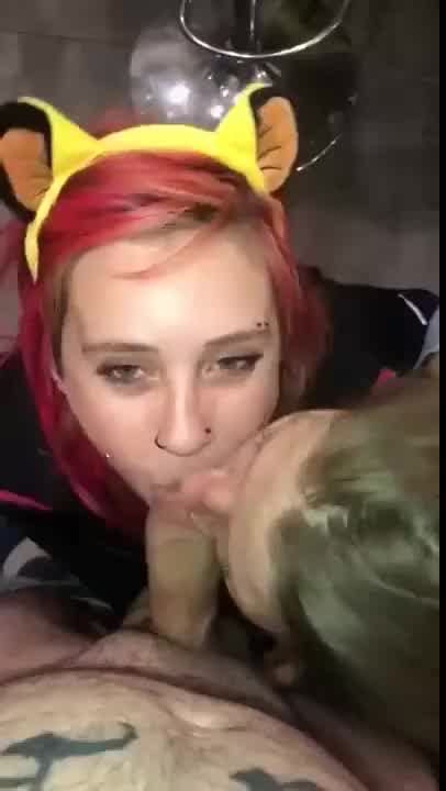 Il Invite Deux Copines Free Tube Ixxx Hd Porno F Hotntubes Com