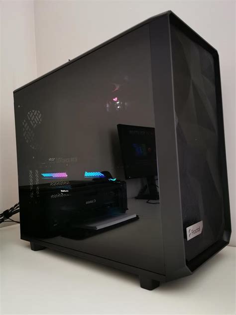 Photos Of Dark Tint Glass With Rgb Strips In Case Rfractaldesignna
