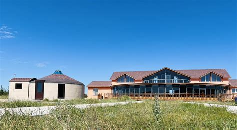 Тахилт жуулчны бааз