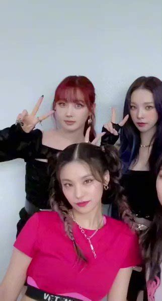 애리 스니커즈 챌린지 🫶🏻 제리 Jeri Xoxo