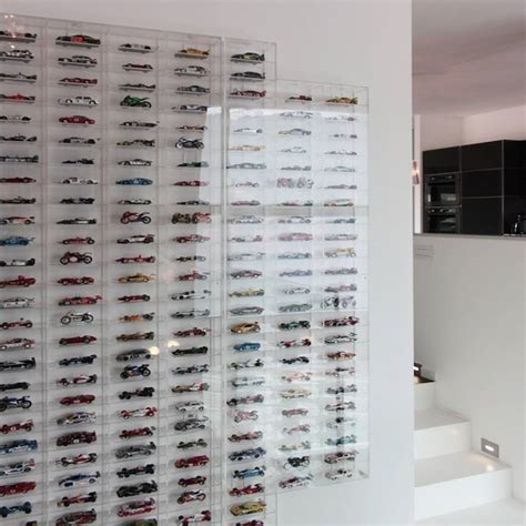 Teca In Plexiglass Per Collezione Modellini Auto Homify