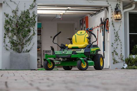 John Deere Announces Z370r Electric Ztrak All Electric Zero Turn Mower