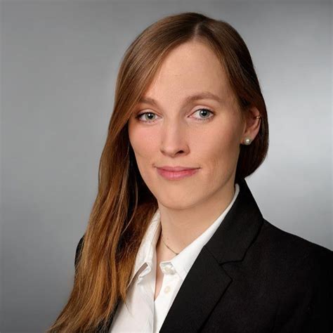 Anna Nowag Gruppenleiterin Magazin Refratechnik Ceramics Gmbh Xing