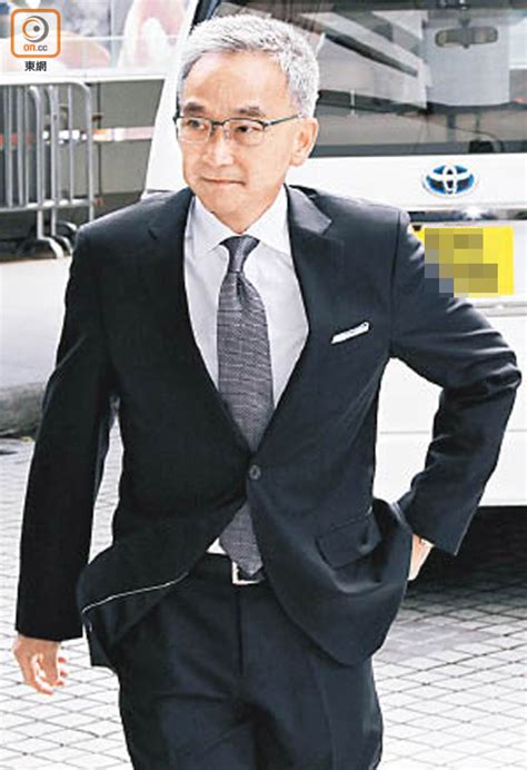 被控行政長官接受利益罪 曾蔭權案今高院開審 東方日報