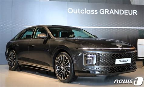 [르포] 곳곳에 각그랜저 향기가…7세대 신형 그랜저 실물 보니 네이트 뉴스