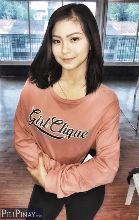 Watch Krystal Mana Easy Money Basta Kamukha Mo Si Siobe Lim Kay Lolo Pinay Blowjob And Handjob