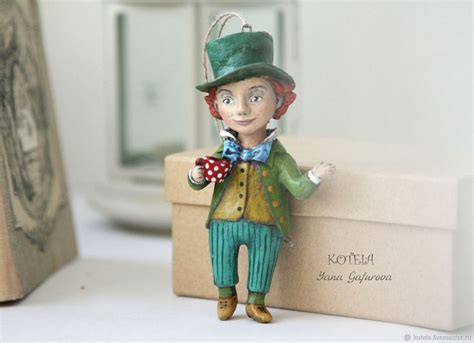 Безумный шляпник ёлочная игрушка Алиса в стране чудес в интернет магазине на Ярмарке Мастеров