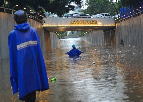 Streets Turned Into Rivers As Typhoon Gaemi Hits The Philippines