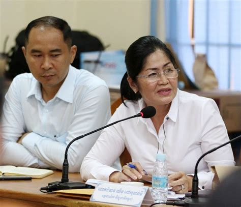 ឯកឧត្តម ខៀវ កាញារីទ្ធ អញ្ជើញជាអធិបតីកិច្ចប្រជុំប្រចាំសប្តាហ៍ ជាមួយថ្នាក់ដឹកនាំ និងអគ្គនាយក