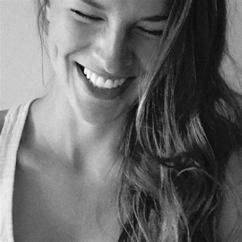 Laura Fenwick Fenwick Laura Threads Say More