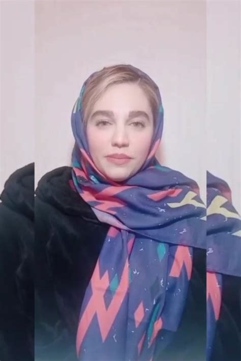 راهنمای چسباندن کاغذ دیواری روی دیوار