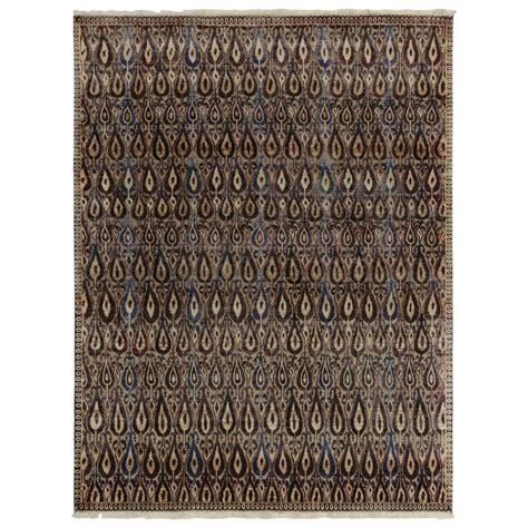 Rug And Kilims Classic Style Rug In Green And Beige Brown Ikats Patterns For Sale At 1stdibs